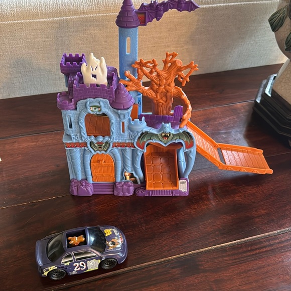 Matchbox | Toys | Matchbox 204 Haunted Castle Complete And Working ...